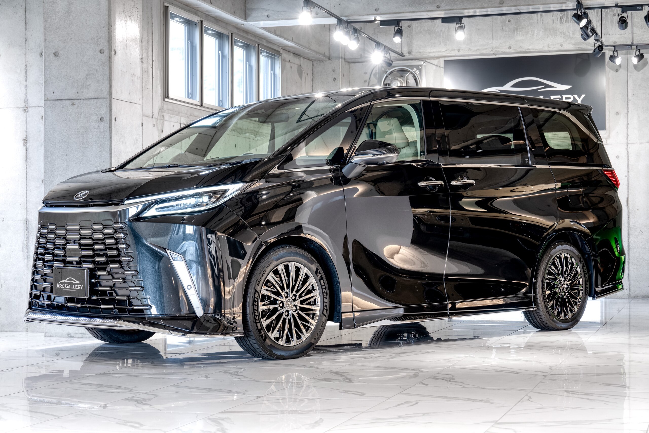 レクサス LM 500hバージョンL 4WDの車両詳細｜アークギャラリー｜オフィシャルサイト