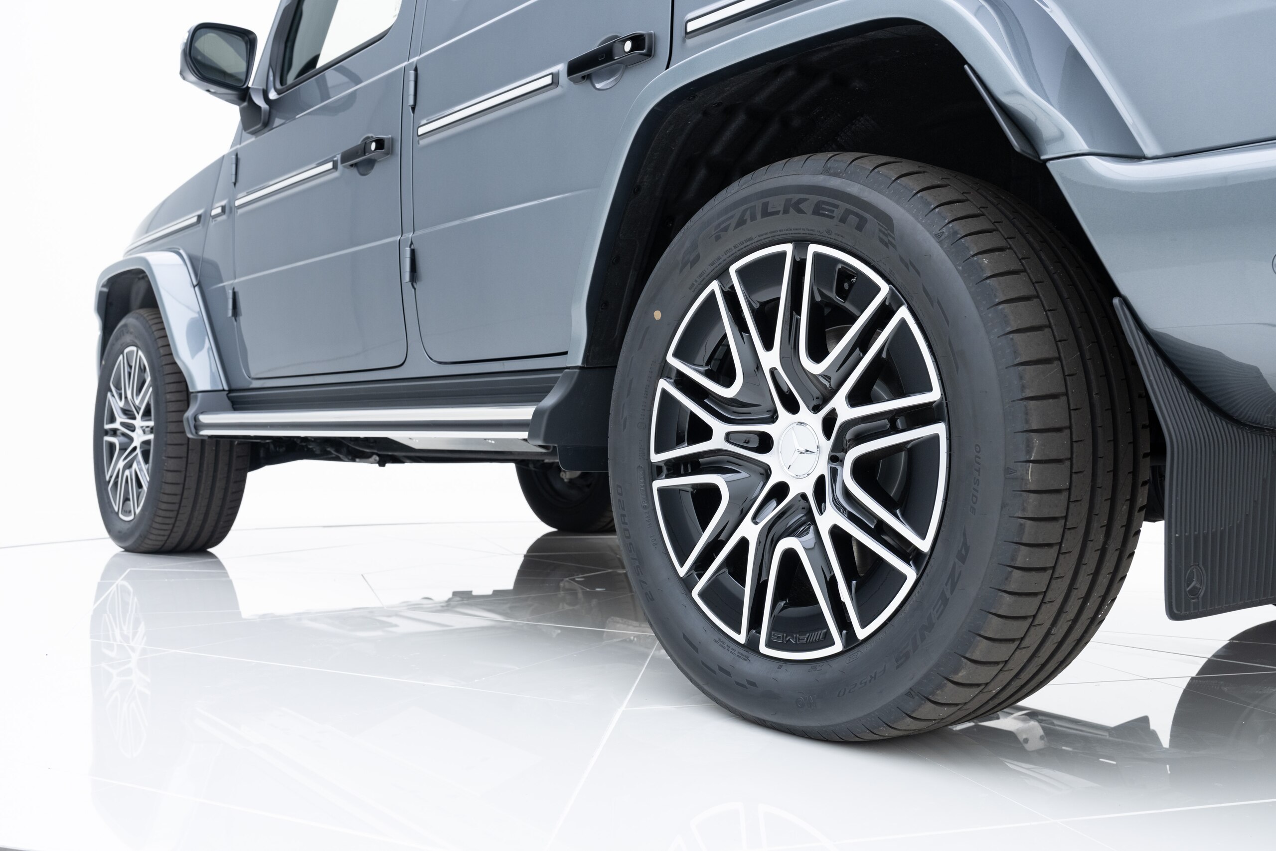 メルセデス・ベンツ Gクラス G450d AMGラインPKG(ISG) 4WD MP202501 左Hの車両詳細｜アークギャラリー｜オフィシャルサイト